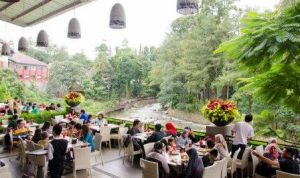 40 Tempa Wisata Kuliner di Bogor Paling Legend, Makan Enak!