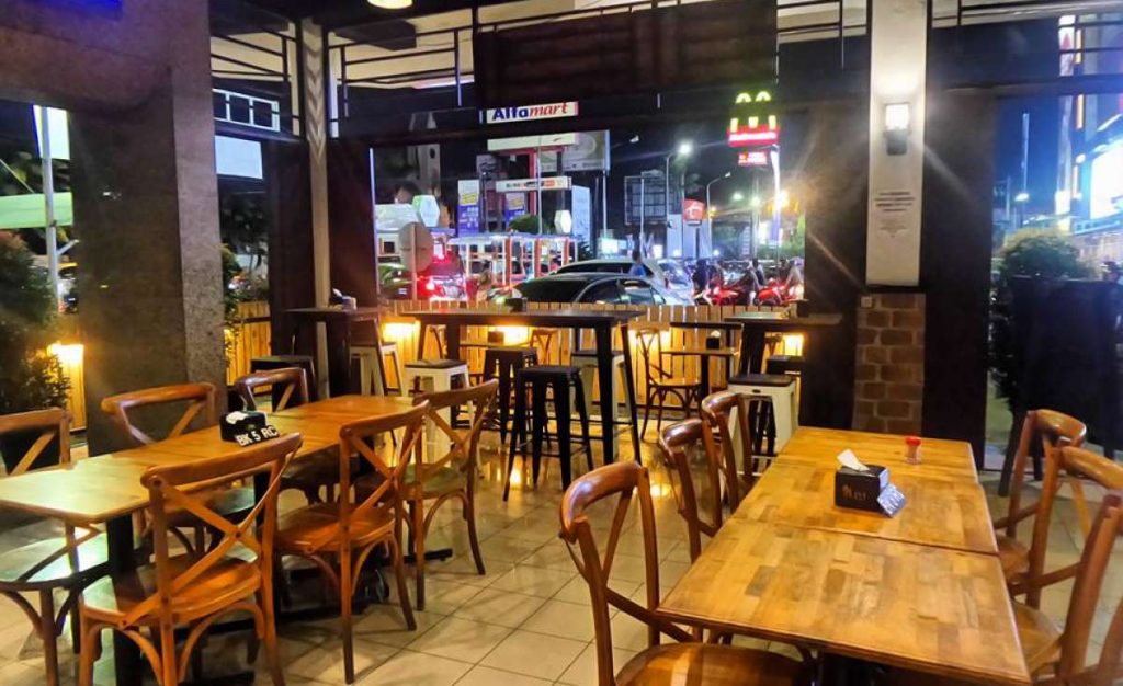 32 Tempat Nongkrong di Medan yang Hits & Cozy, Kongkow Seru!