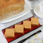 35 Makanan khas Palembang Paling Enak, Cemilan, Jajanan, Kue!