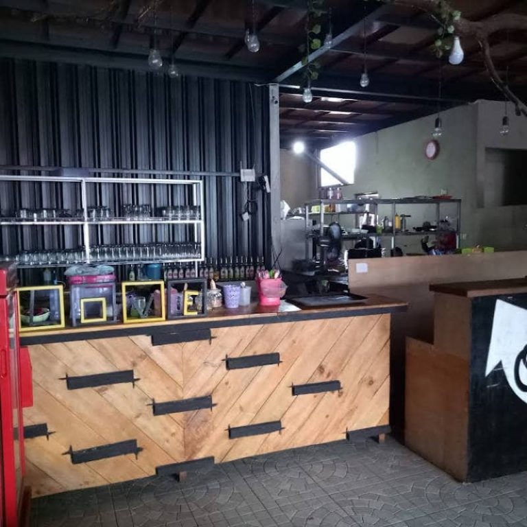 28 Resto & Cafe di Tulungagung Hits, Tempat Nongkrong Cozy!