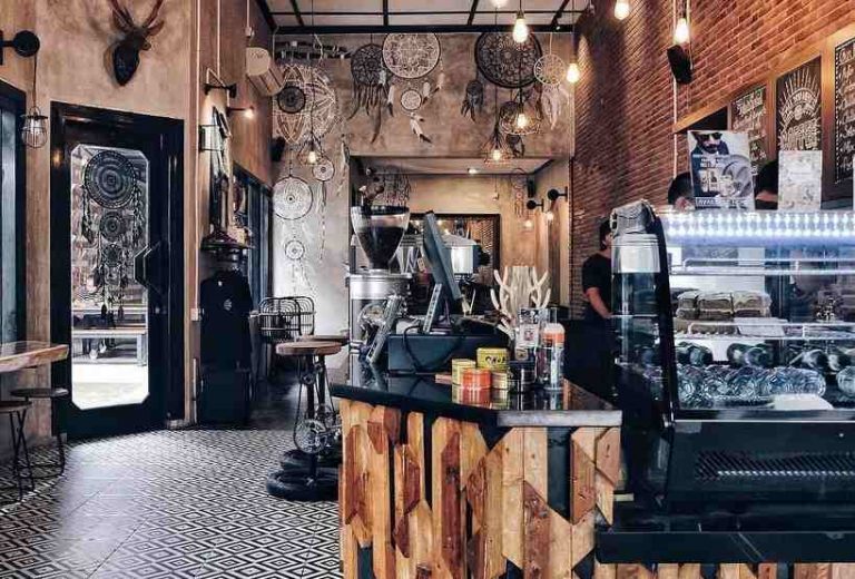 21 Cafe di Surabaya Kekinian & Instagramable, Coffee shop, Resto