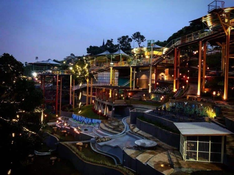 22 Tempat Wisata Malam di Bandung Paling Hits & Instagramable