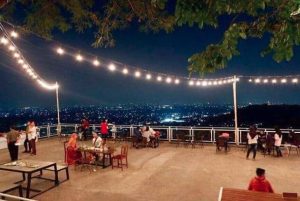 22 Tempat Wisata Malam di Bandung Paling Hits & Instagramable