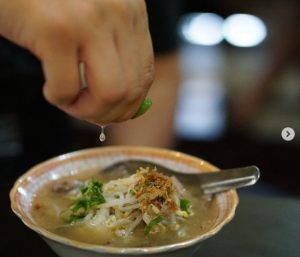 42 Tempat Sarapan di Bandung Legendaris & Paling Enak, Cobain!