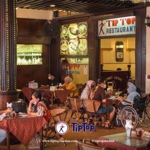 27 Tempat Wisata Kuliner di Medan Legendaris & Populer, Cobain!