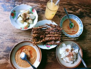 29 Tempat Makan di Blora yang Enak, Wisata Kuliner Legendaris!