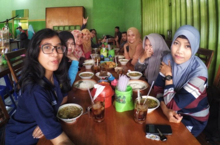 27 Tempat Makan di Pekalongan Enak & Legend, Resto kuliner hits