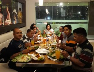 16 Tempat Makan di Ragunan Paling enak & Populer! Cafe & Resto