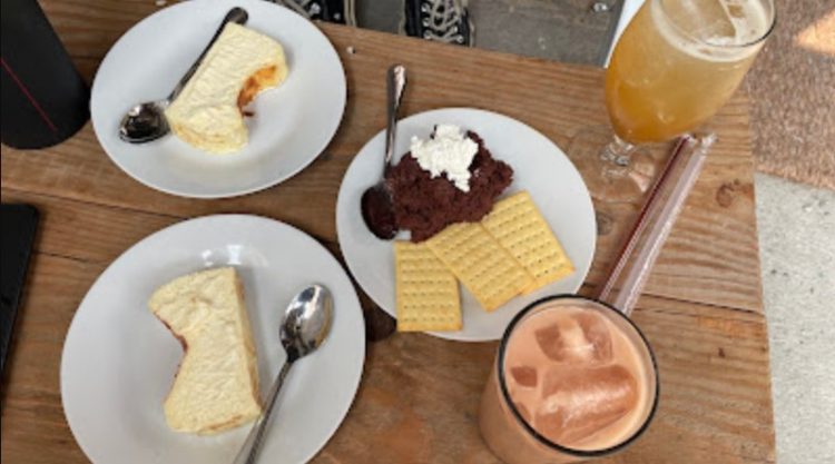 12 Rekomendasi Dessert di Blok M Paling Enak & viral, Bikin Nagih